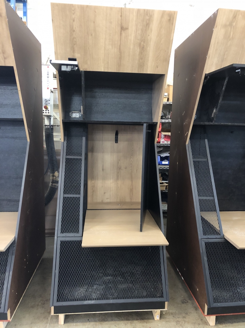 Sports Locker Bay - Brooks Architectural