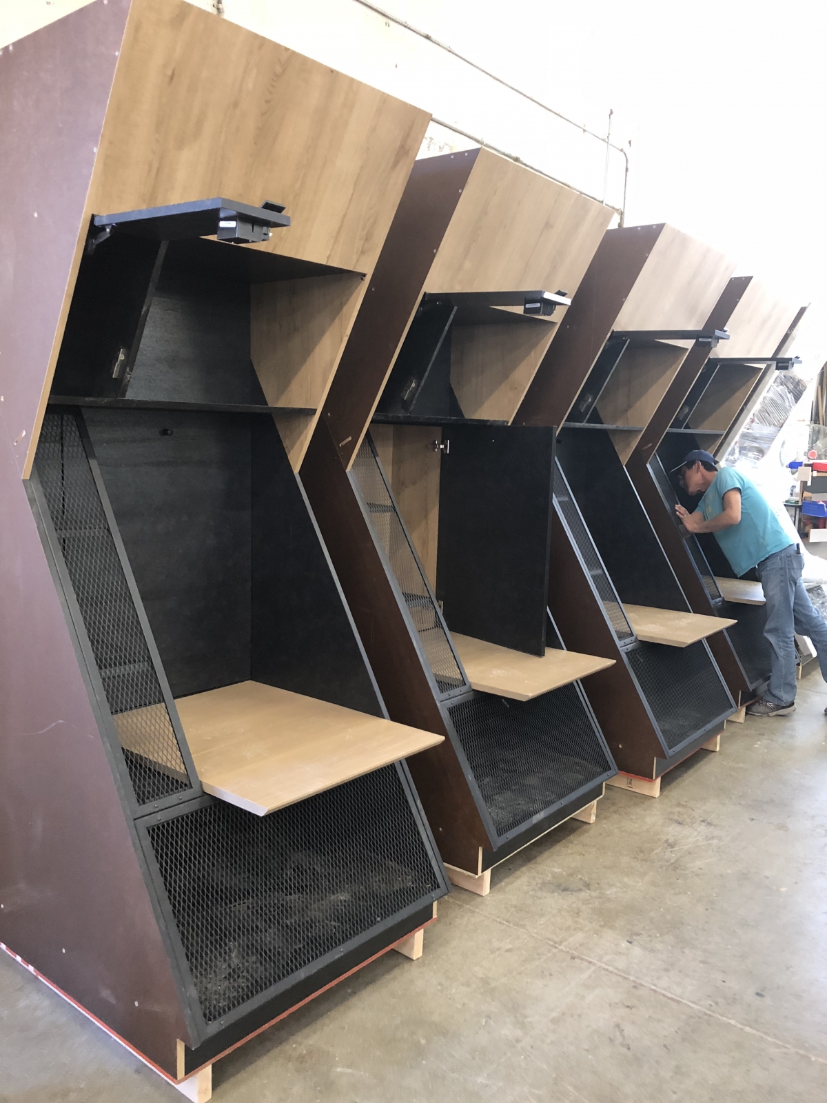 Sports Locker Bay - Brooks Architectural